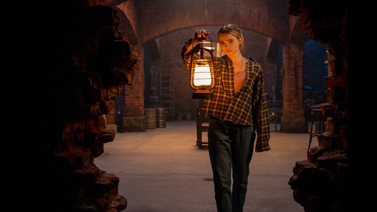 BAGHEAD -| Official Trailer |Subtitulado HD - YouTube