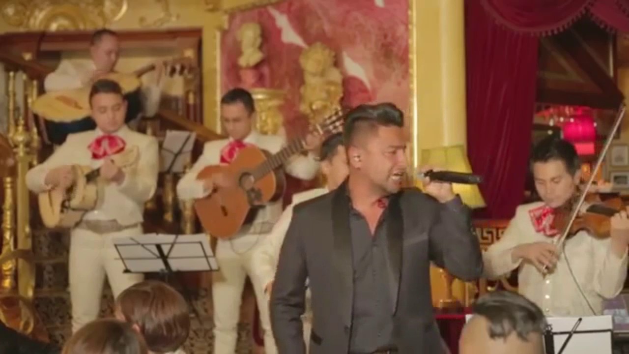 alex campos soy valiente en vivo - YouTube