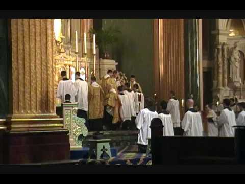 Pontifical High Mass in NYC (Part II) - YouTube