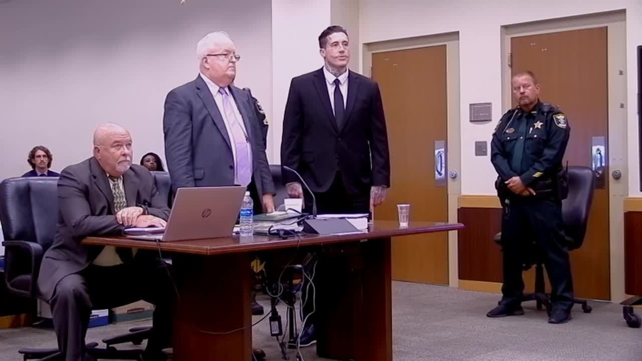 Wade Wilson's biological father takes stand, recounts the chilling ...