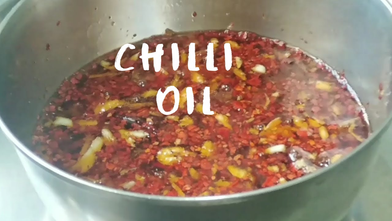 Unique Chilli oil recipe in Hindi | How to make chilli oil - YouTube