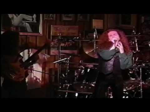 Steven Patrick - That's The Way - Bang la Desh / RED REIGN - YouTube