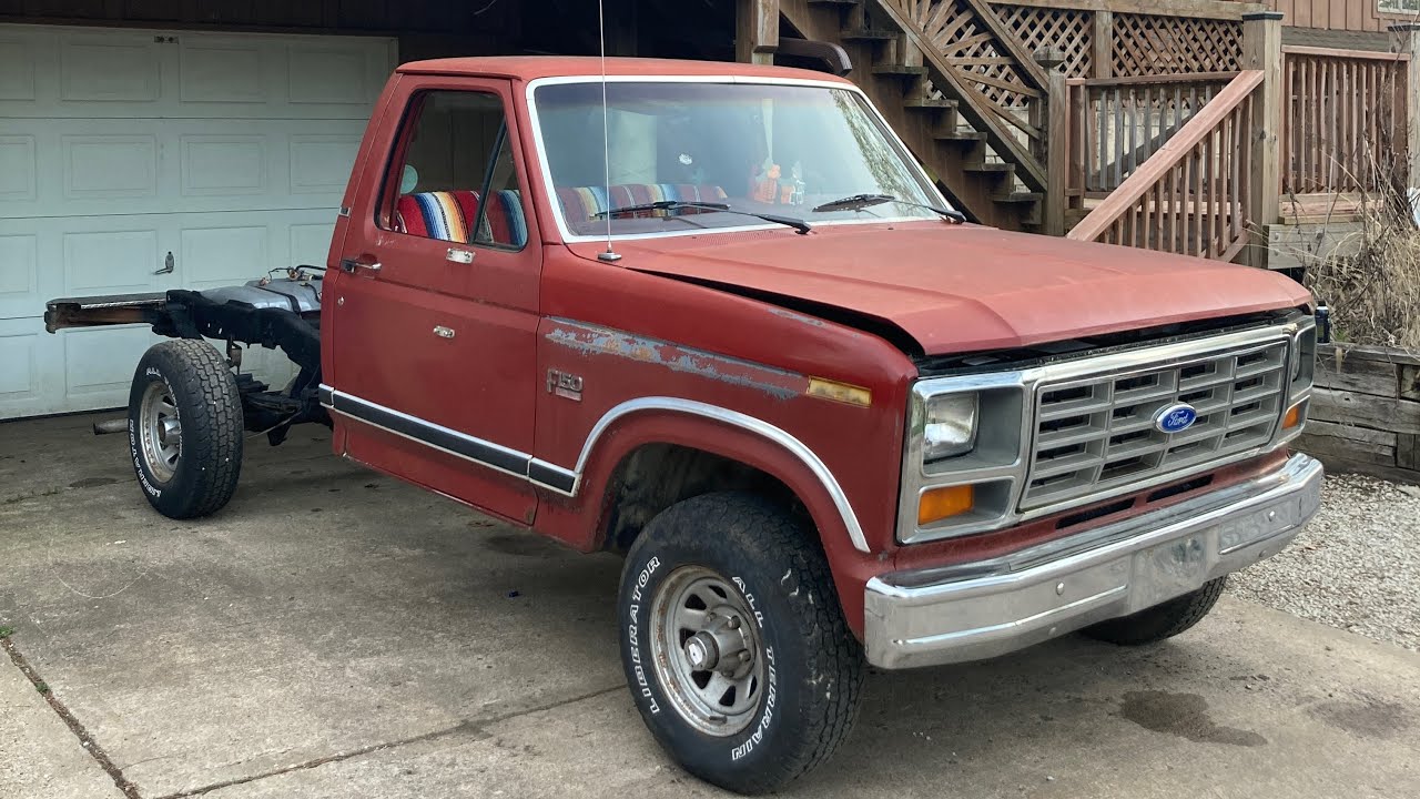 Replacing the Fuel System in my 1986 F150 - YouTube