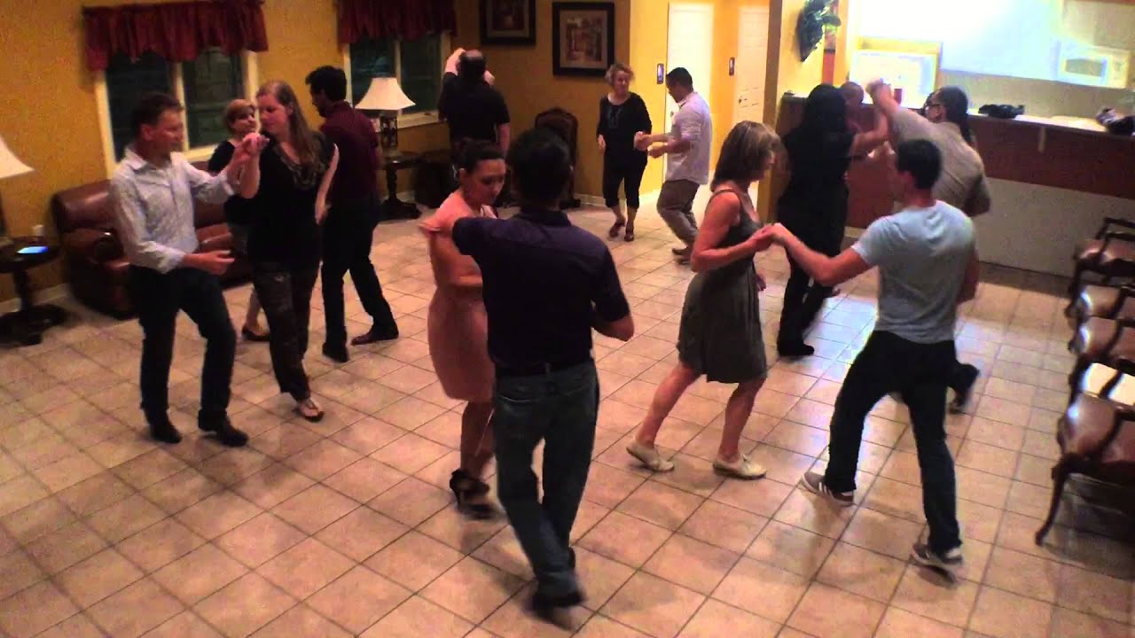 Cumbia Beginner Workshop. LatinDanceFactory.com - YouTube
