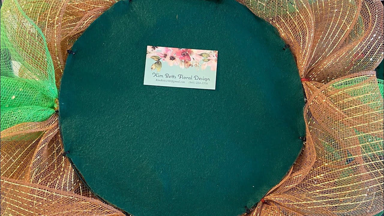 Felt backing for wreaths - YouTube