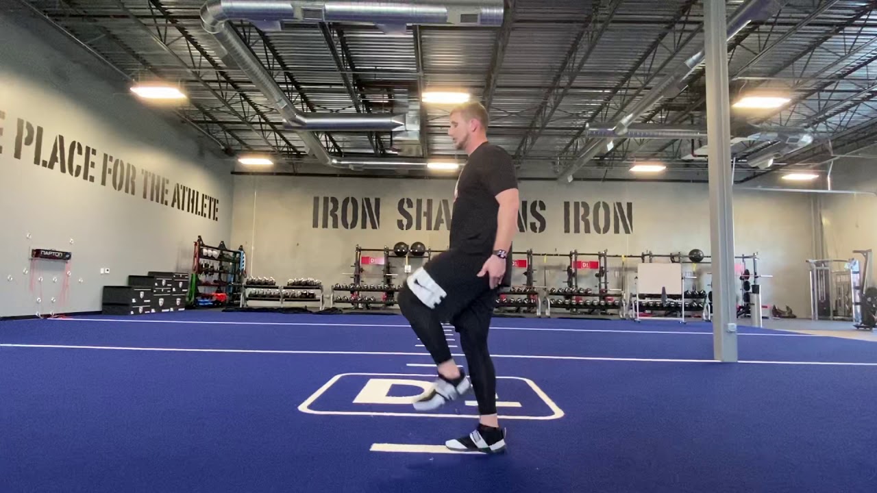 A-skips in place - YouTube