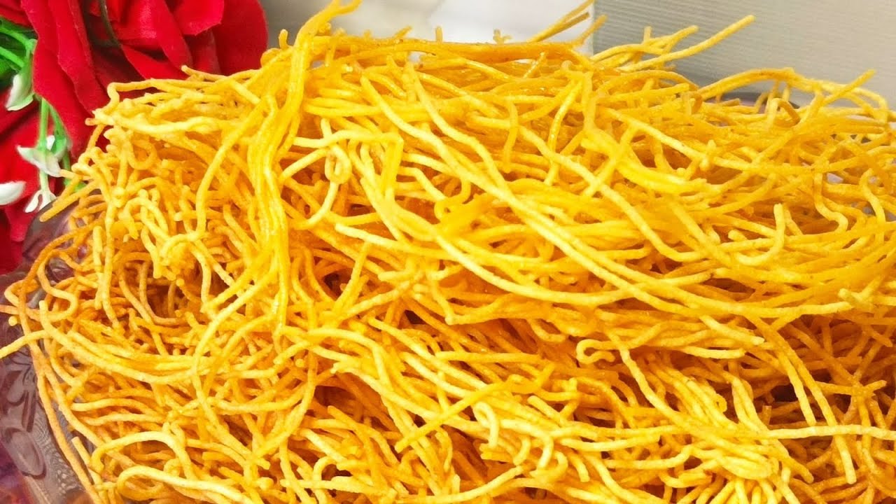 Homemade Besan Sev Recipe - YouTube