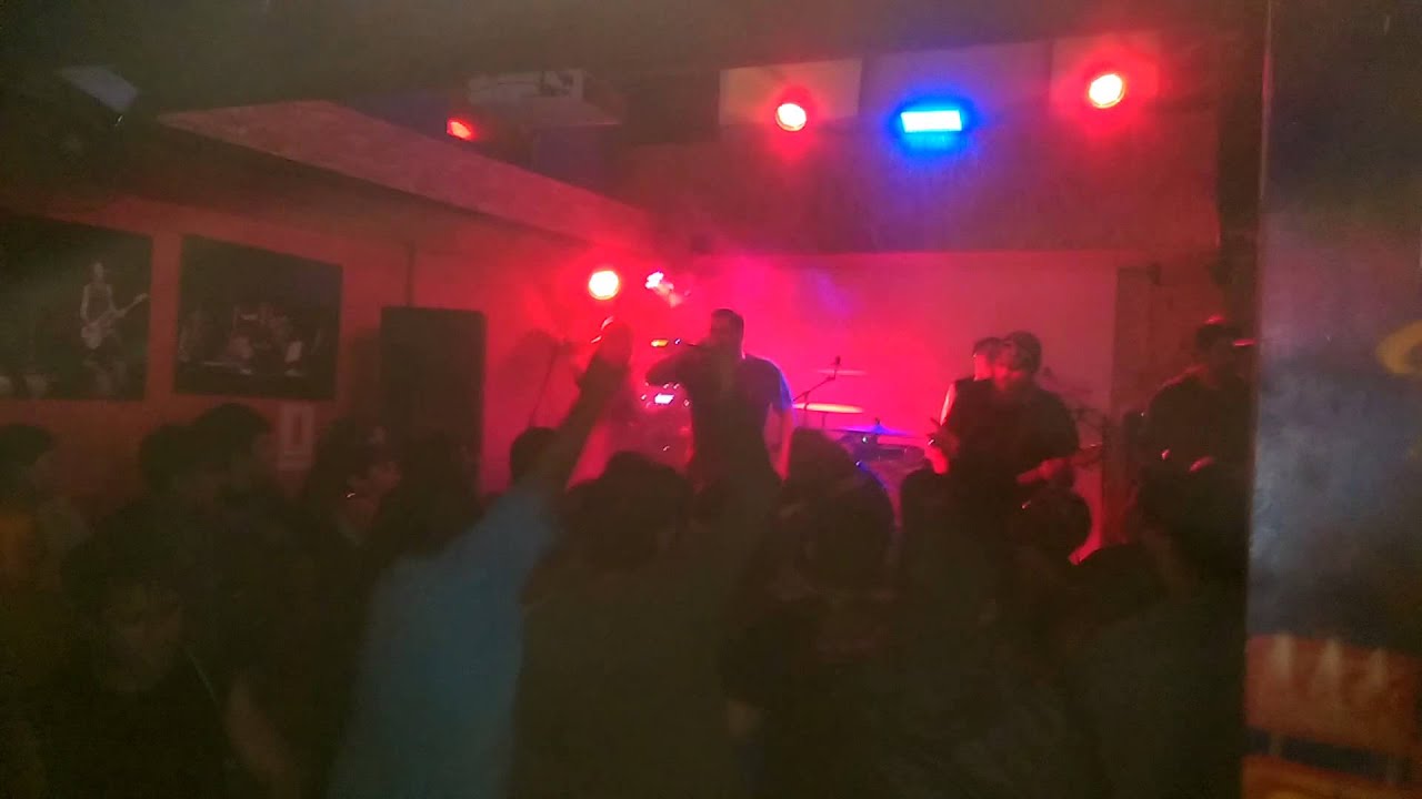 Por Hablar - El Payaso Willy @ Yield - YouTube