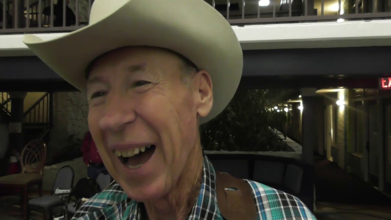 Larry Ford: Bluegrass Music Is Losing Its Traditions - YouTube