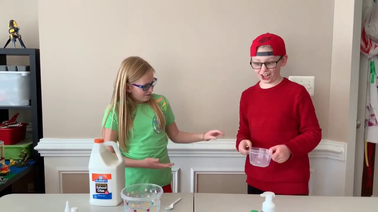 Curious Chloe Makes A Mess - YouTube