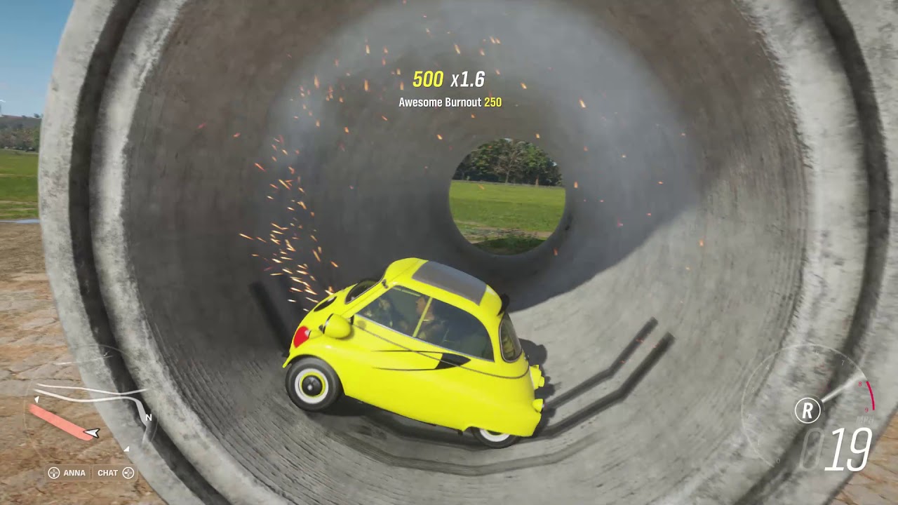 Isetta Loopty Loop - YouTube