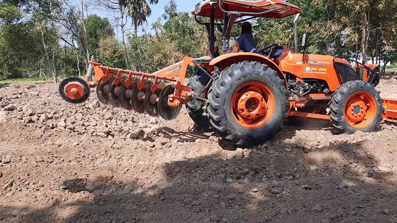รีวิวคูโบต้า mu5702 ดันดินกองสบายๆ - YouTube
