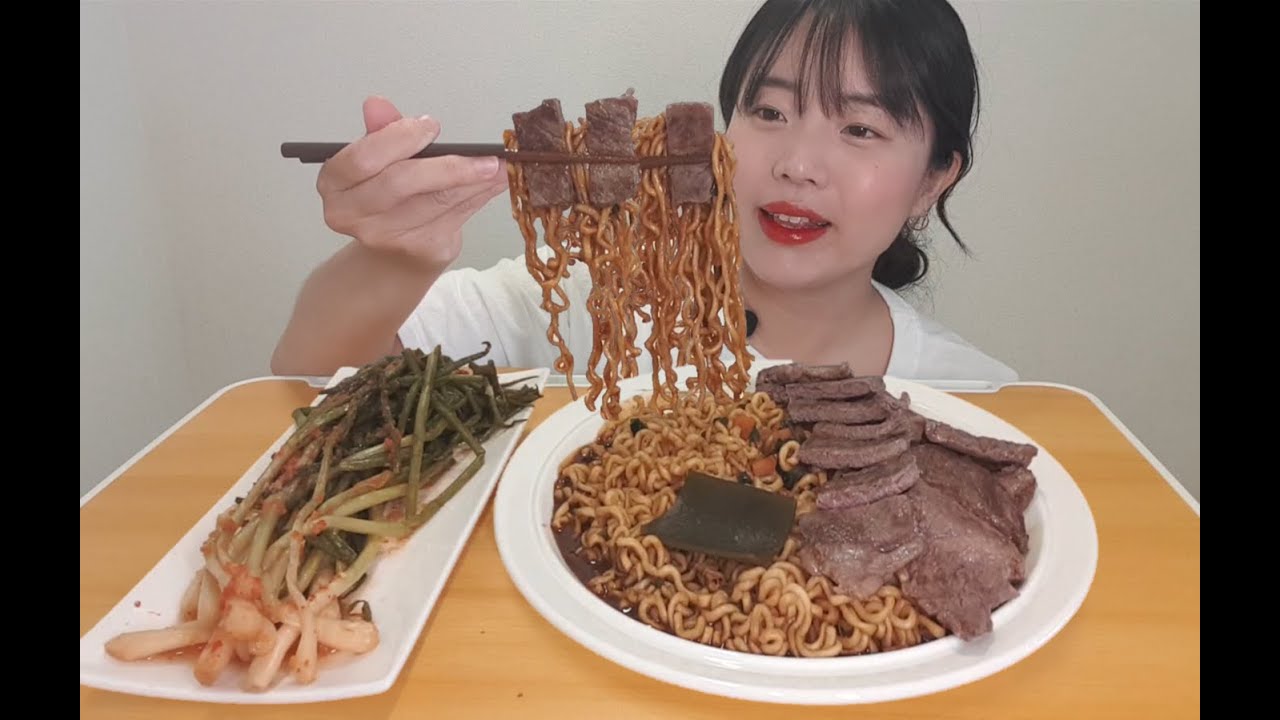 [어벙냠이] 꾸덕촉촉 한우 짜파구리 먹방 [Goofy yummy] Korean beef Chapaguri Mukbang ...