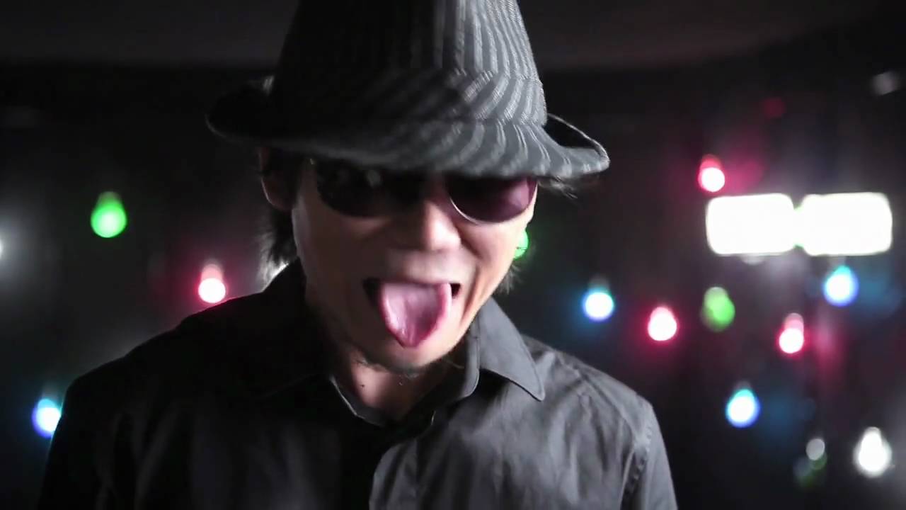 Bone Ho's Anaconda DVD Out Takes [FUNNY!!!] - YouTube