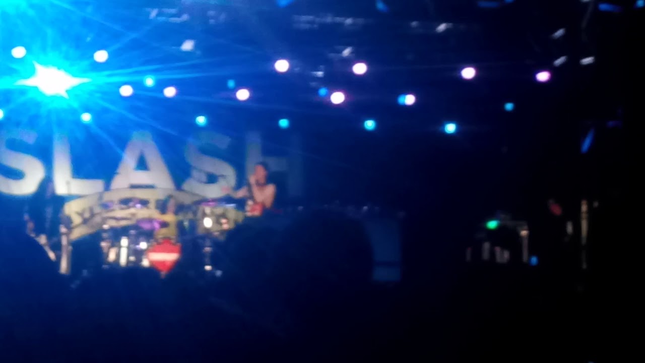 Show slash pop on stage maio 2019(7) - YouTube