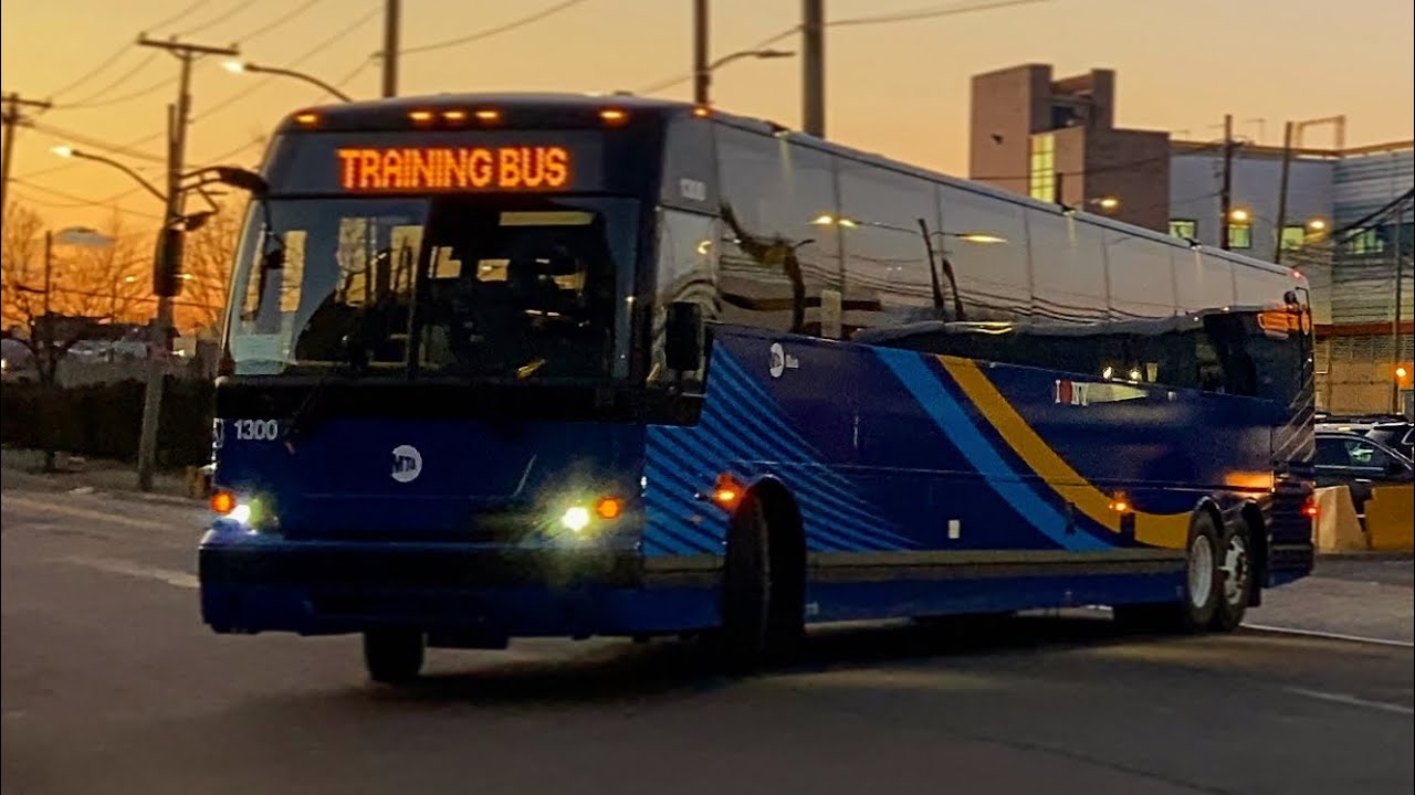 Prevost X3-45 training bus leaving College Point Depot - YouTube