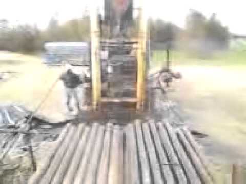 Swabbing a gas well 4/28/2012 - YouTube
