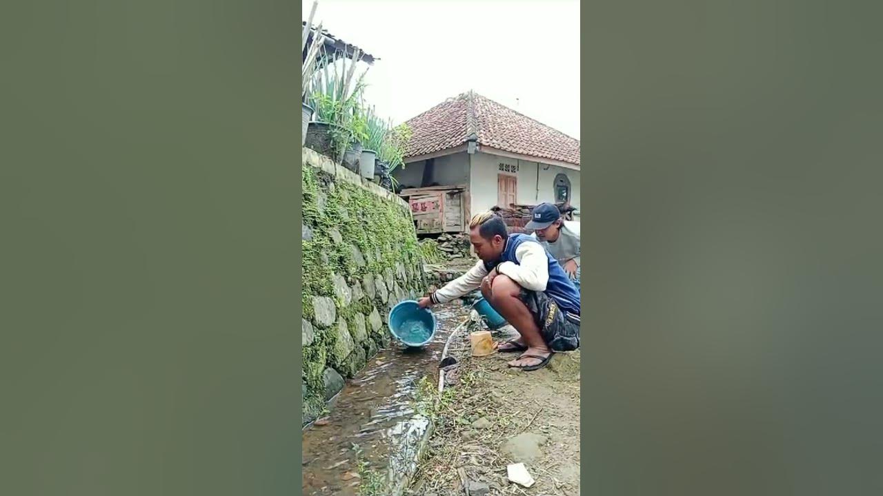 Komedi sunda 🤣🤣🤣 #bodorsundaterbaru #lucu #ngakak #bodorsunda #comedy #funny #shorts #komedilucu ...