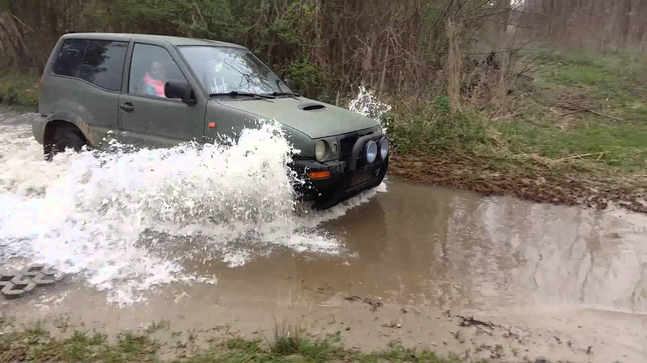 Terrano 2 offroad - YouTube