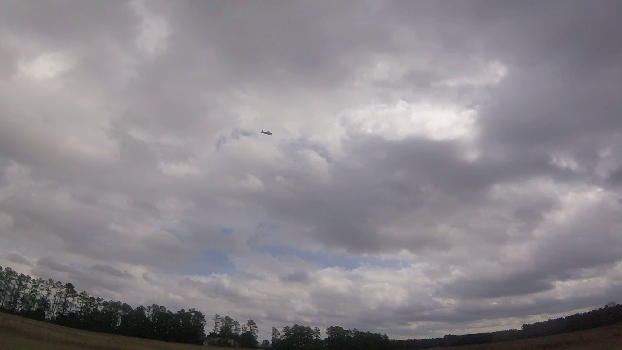 Hobbyking FunFighter Rare Bear 5s Its fast! - YouTube