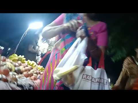 Close up of marwadi aunty navel in market #navel #halfsaree #thoppul #saree #trending