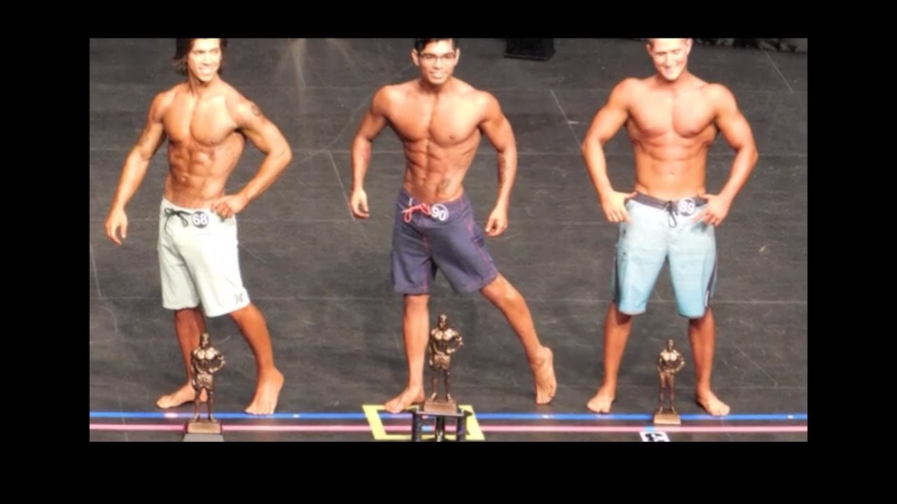 NPC Upper Midwest 2016 - Evolution Fitness Athletes - YouTube