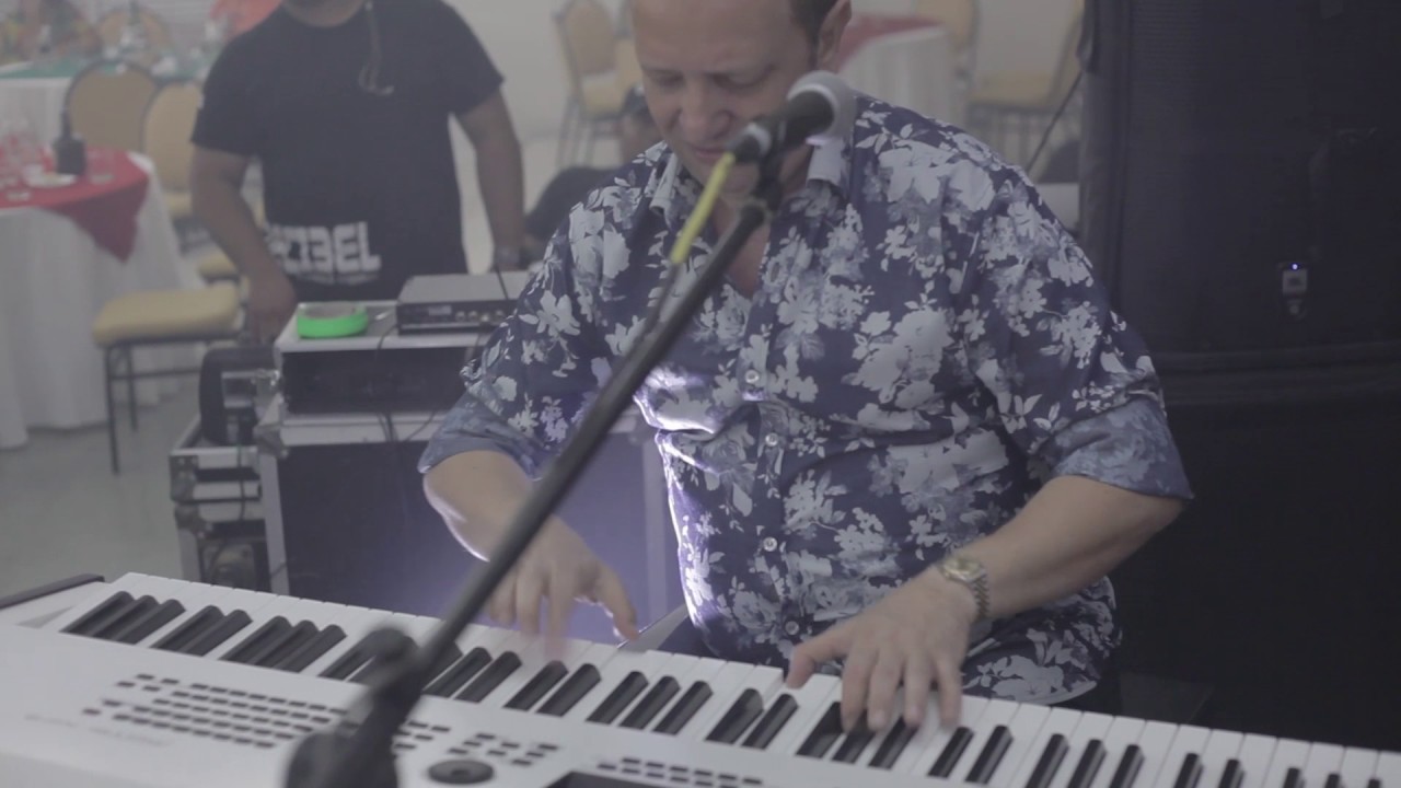 Chelito De Castro Y Su Joe All Stars - En Barranquilla Me Quedo (On ...