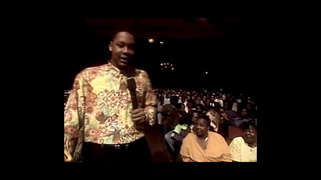 It's Showtime at the Apollo -Host Mark Curry explores Apollo audience ...