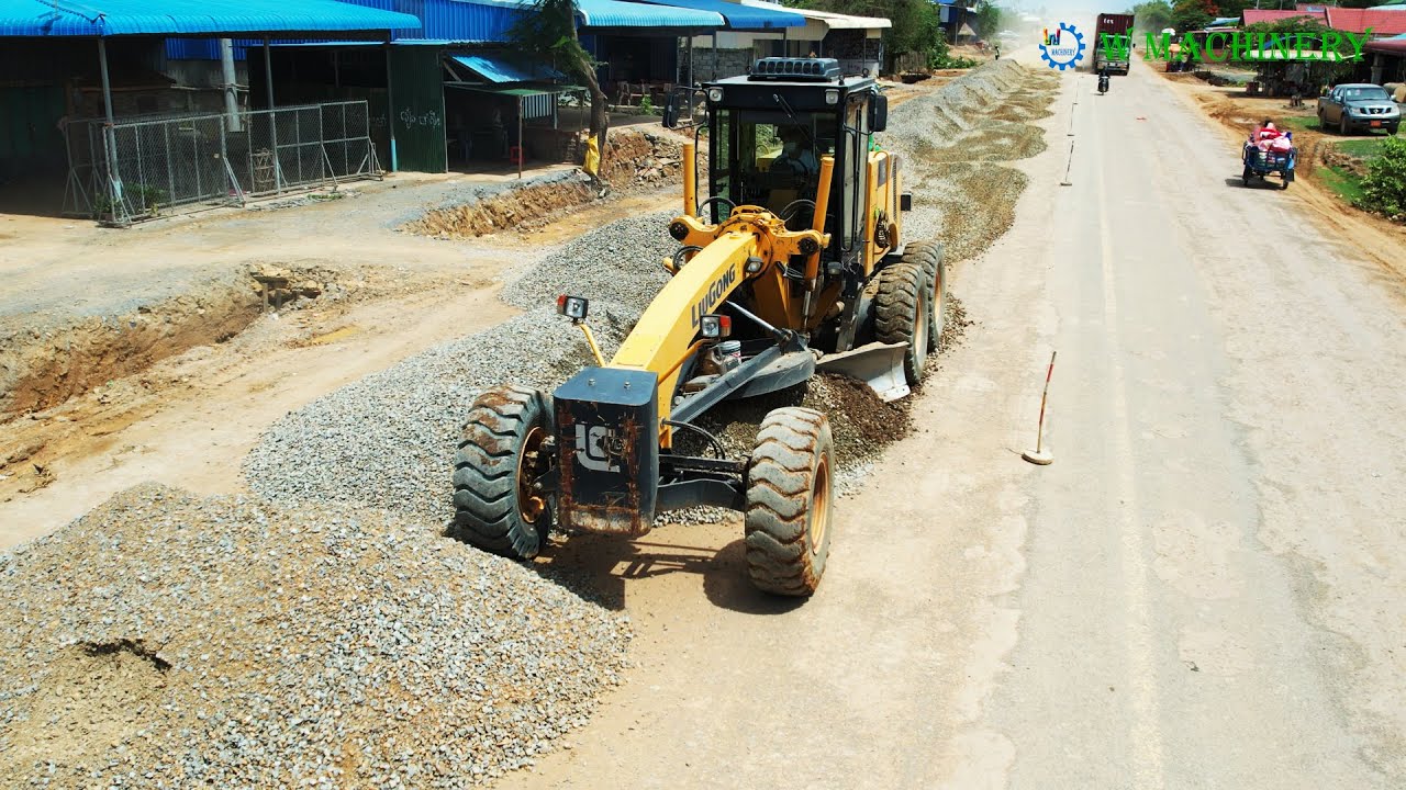 Best Liugong Grader Spreading Gravel Building Foundation Roads | Grader ...