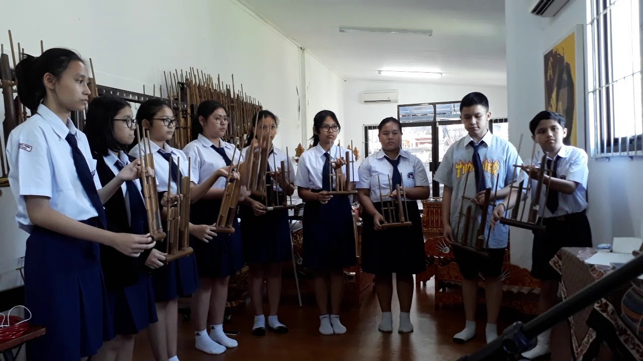 Gambang Suling (Javanese folk song) - YouTube
