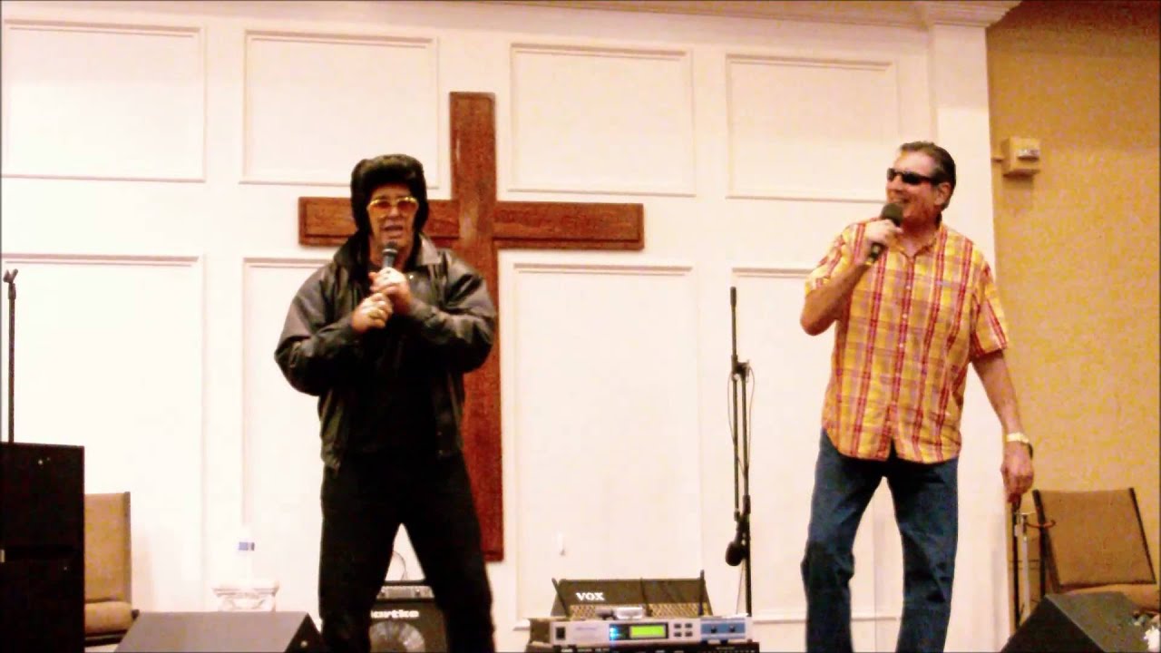 karaoka night suspicous minds ronnie & conrad - YouTube