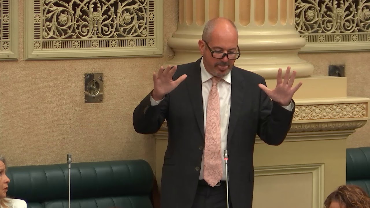 Hon Leon Bignell MP 5th Feb 2020 Kangaroo Island Bushfires - YouTube