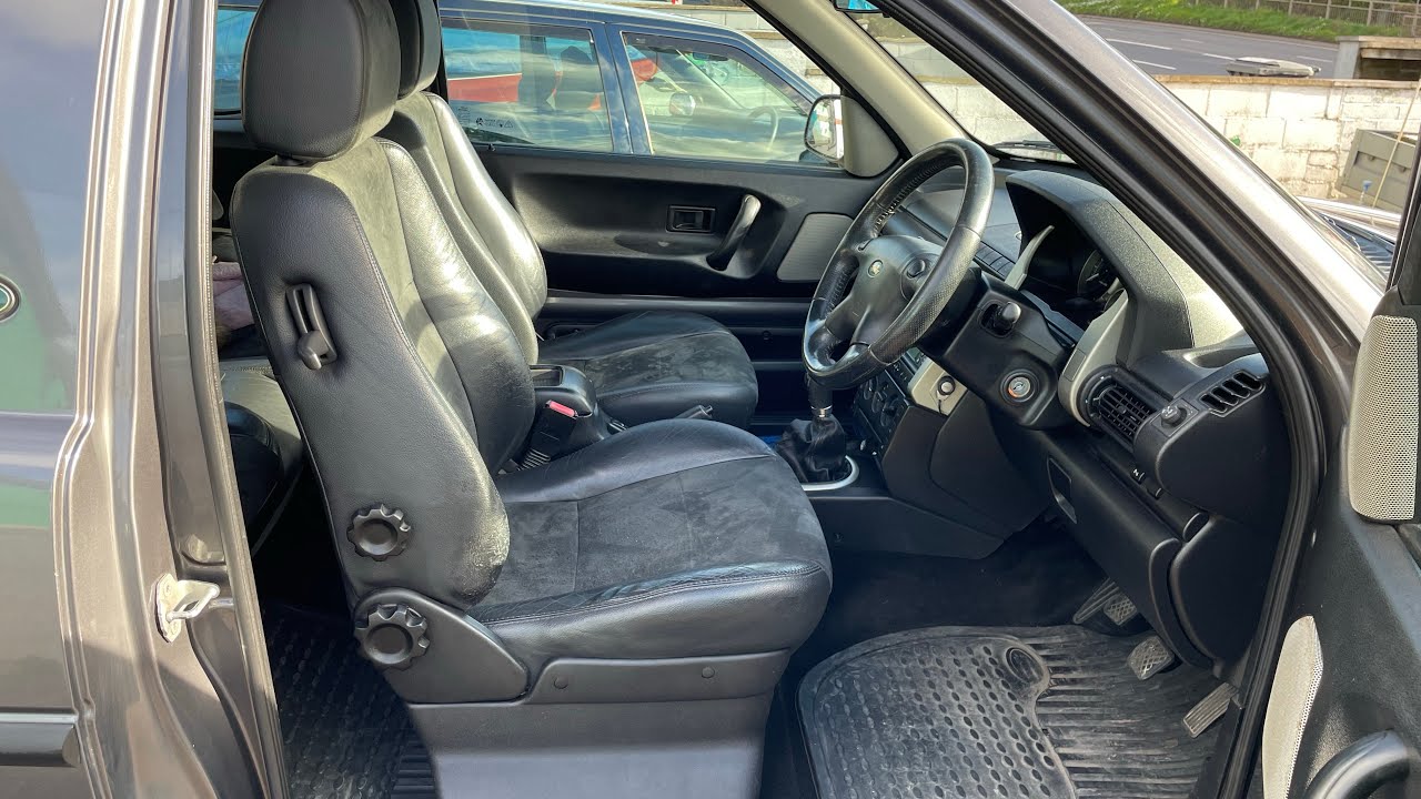 Landrover freelander 1,facelift model,,Driver/passenger seat removal ...