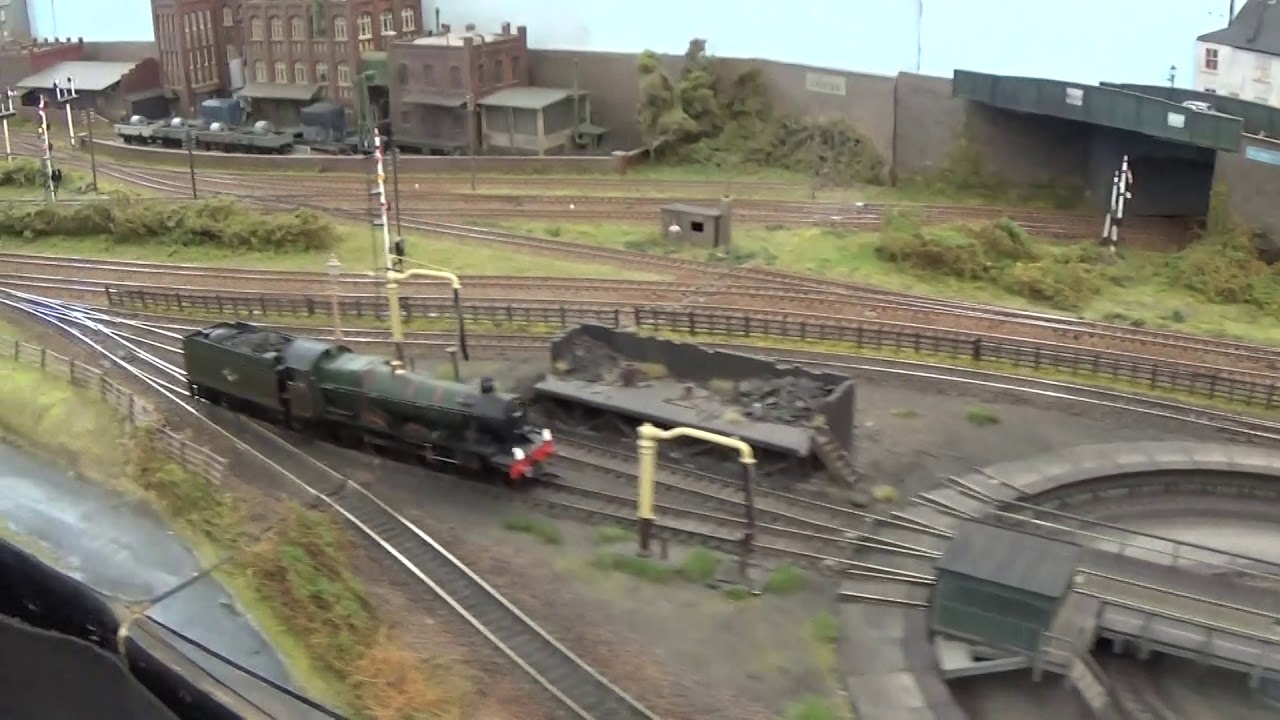 Model railway exhibition in Cardiff - YouTube