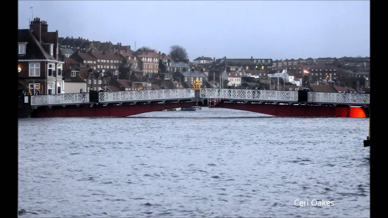 Whitby Storm Surge 2013 - YouTube