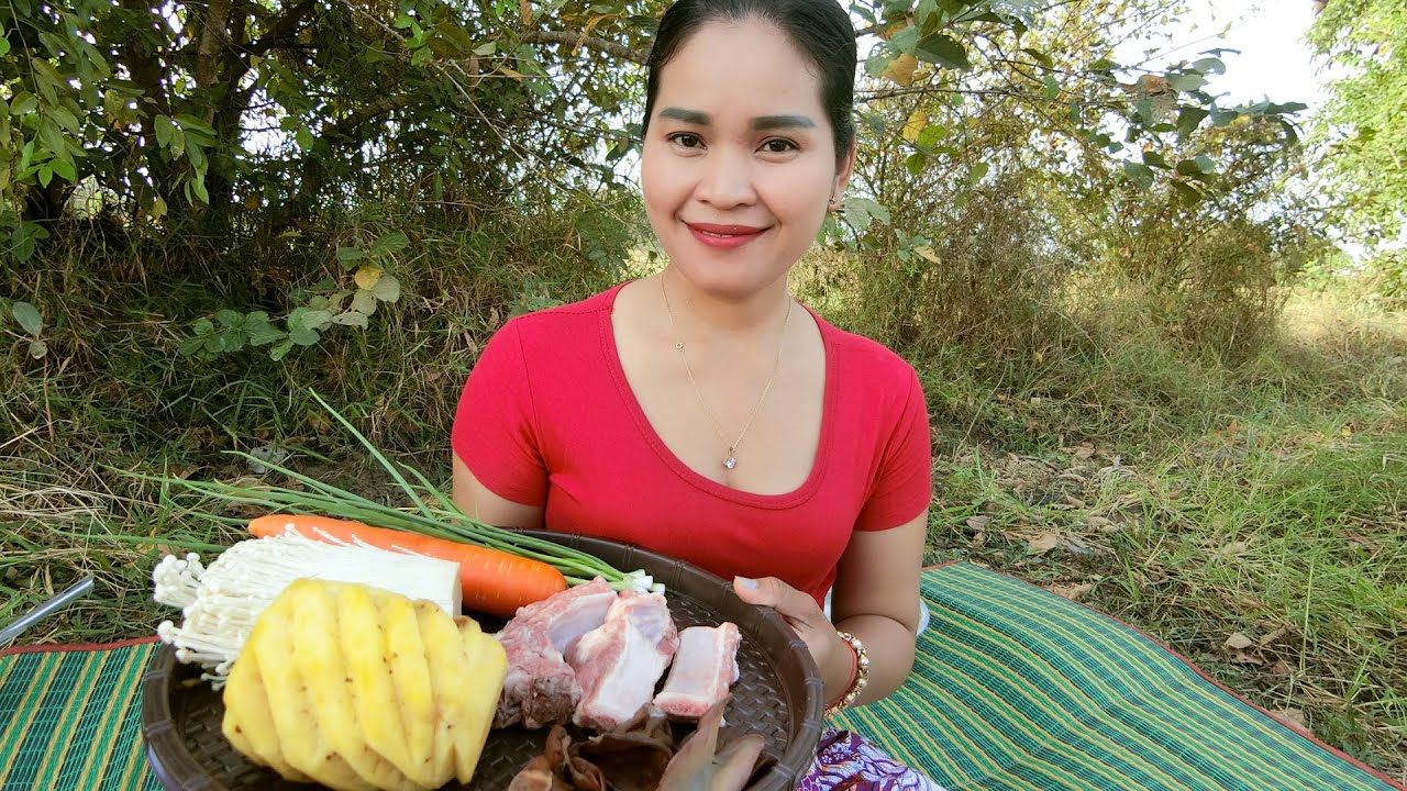 New Food - Today AYA cooking pork & Pineapple / Eating so delicious ...