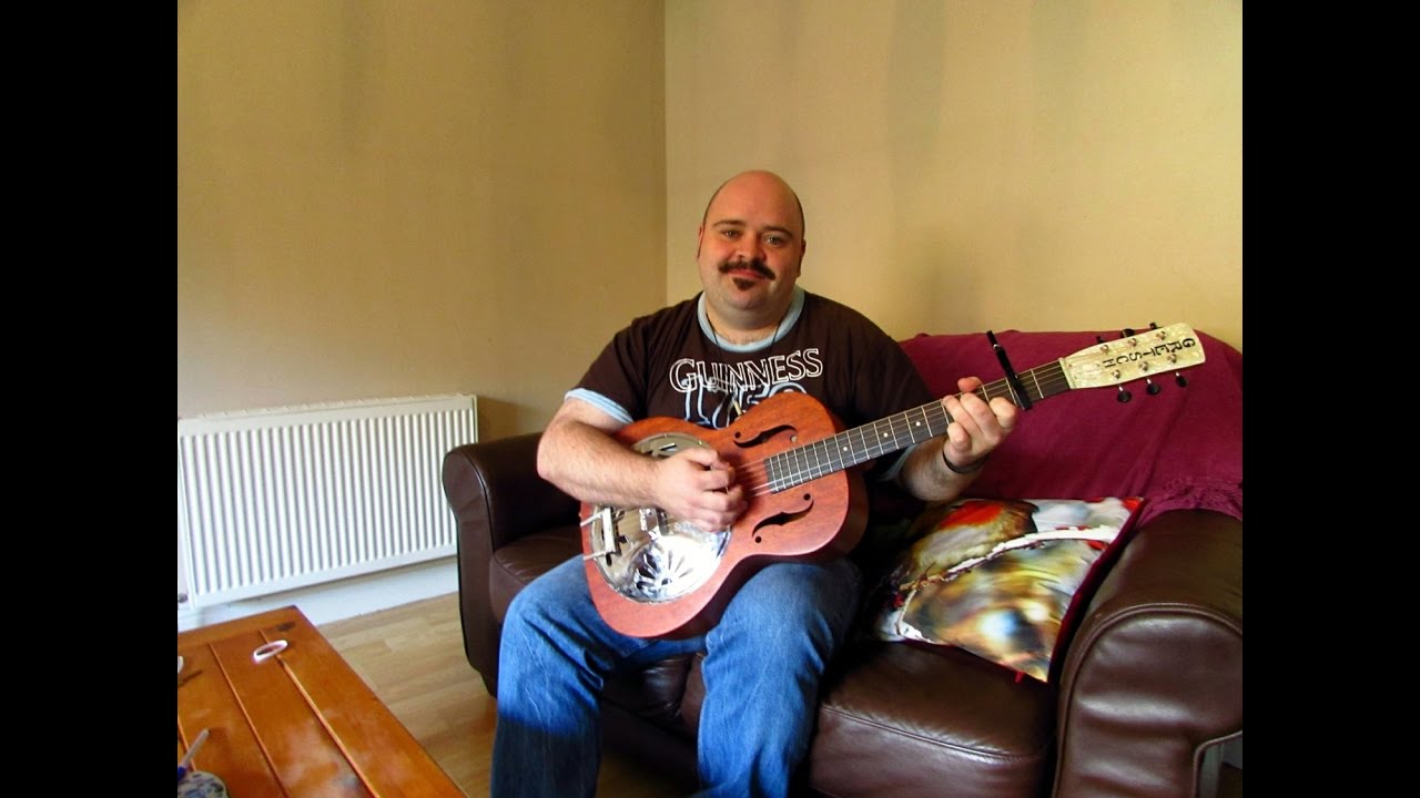 Johnny Guitar - singer songwriter in Mallow - YouTube