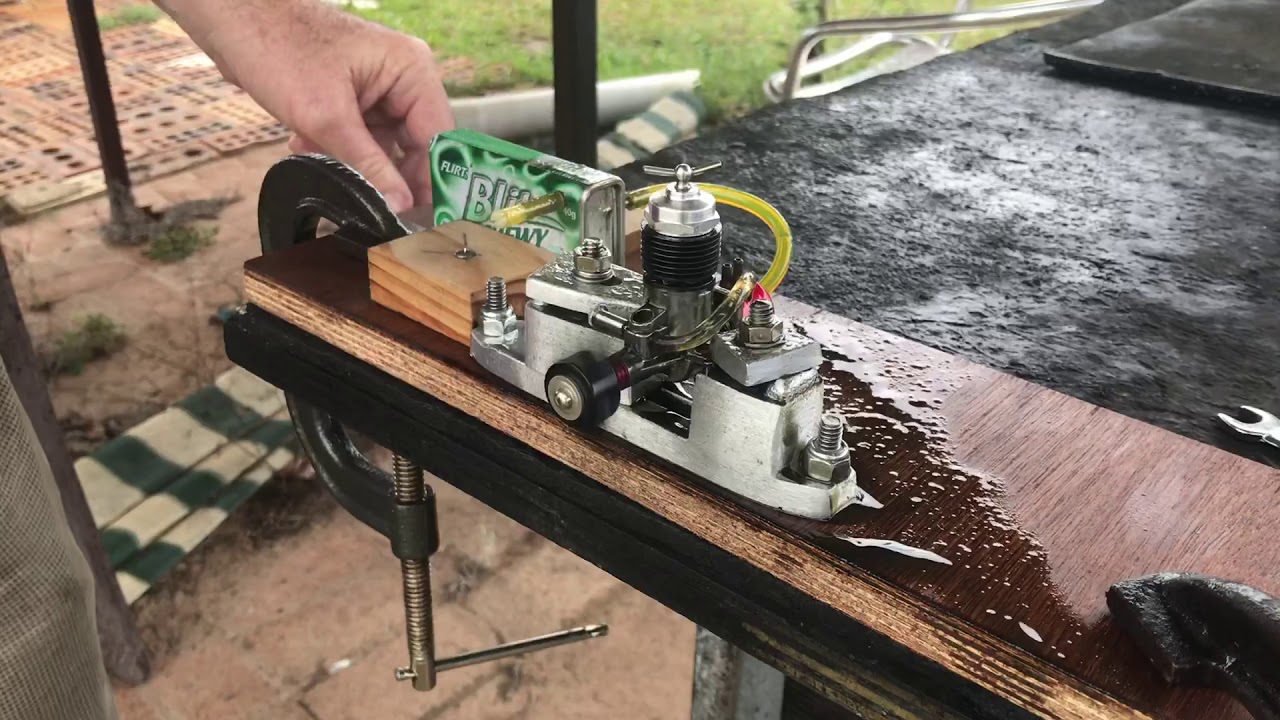 OK Cub .074 c.i. (1.23 c.c.) 1954 Model Diesel Engine (2) - YouTube