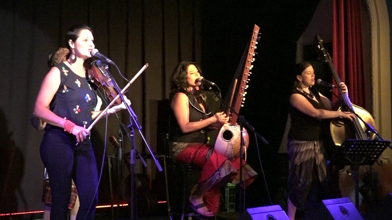 I Awake with Lara Goodridge, Agustian Supriatna and Liz Frencham - YouTube