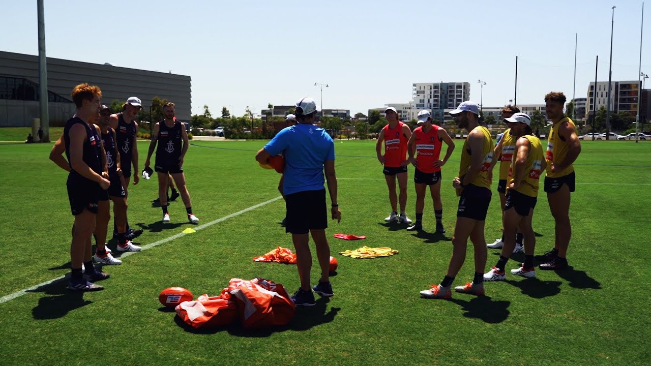 The whole squad is back! - YouTube