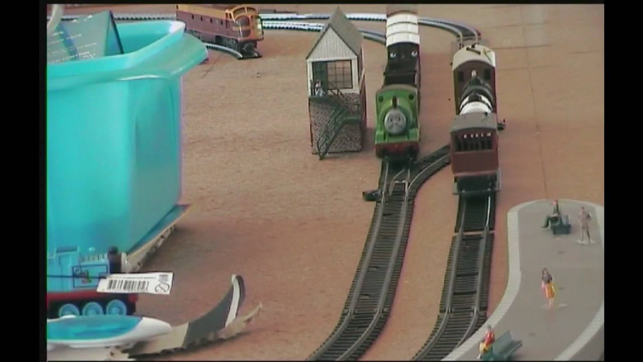 Thomas The Tank Engine Model Trains - YouTube