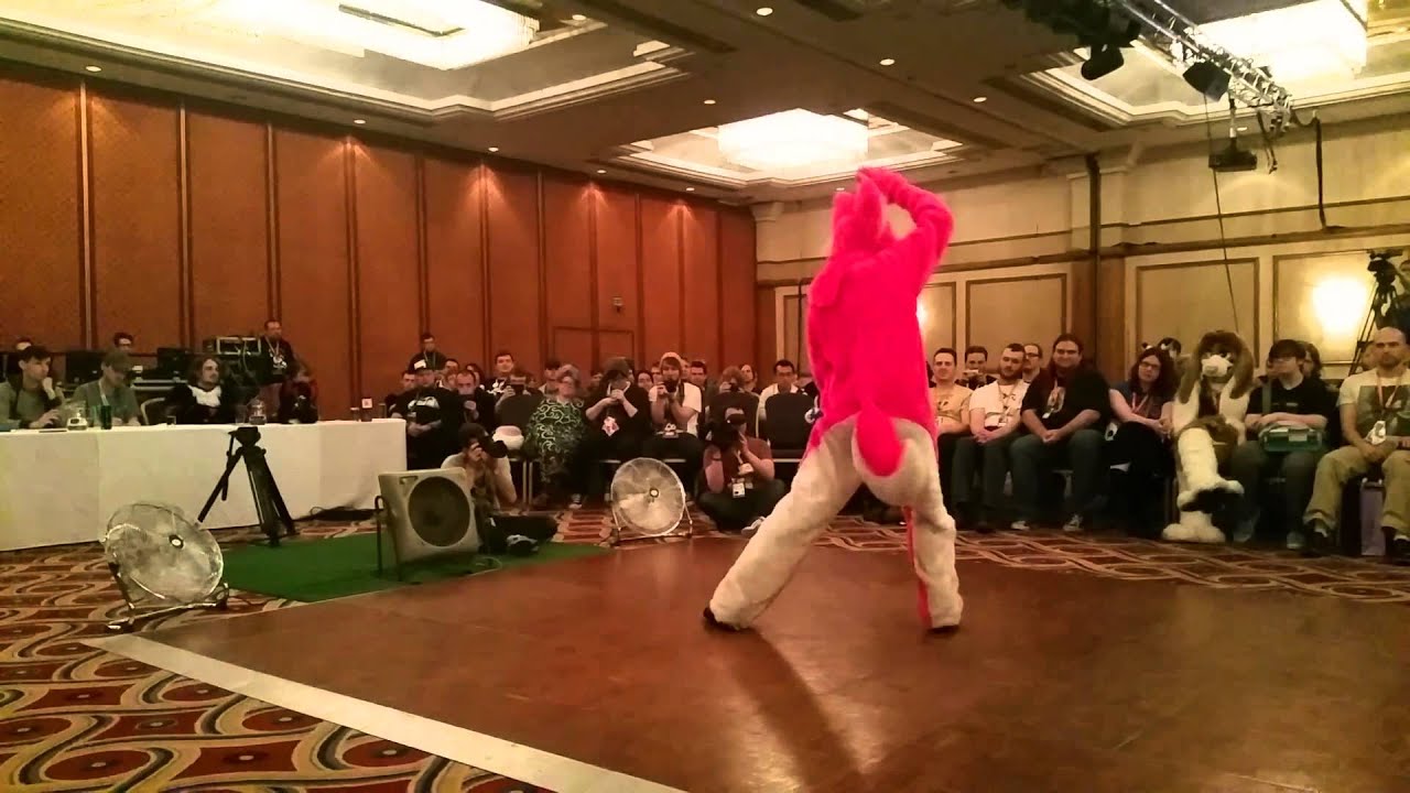 CONFUZZLED 2015 - FURSUIT DANCE COMPETITION - YouTube