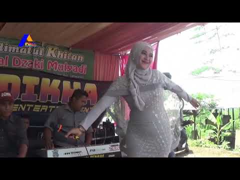 KATA CINTA-ALMANAR COVER ADEL #kosidahmodern #kosidah #penyanyicantik