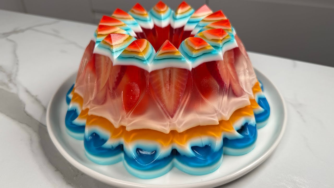 let’s make creative and tasty jelly cake 🍓🥭🫐 #jelly #sweet #jellycake # ...