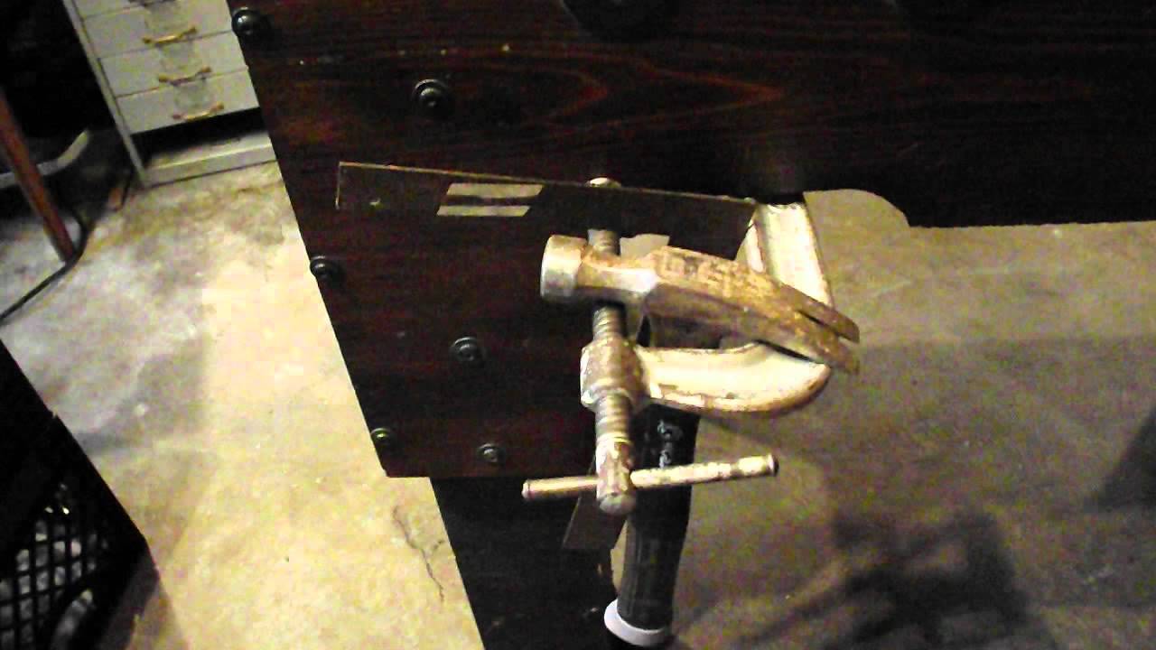 Tutorial DIY Easy Instant tool holder for your workbench or ladder ...