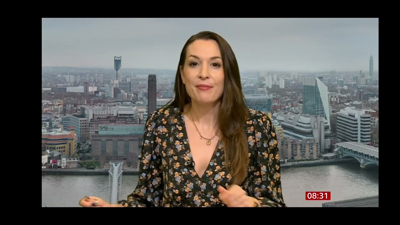 Lizzie London weather + Frankie presenter 17 10 22 - YouTube