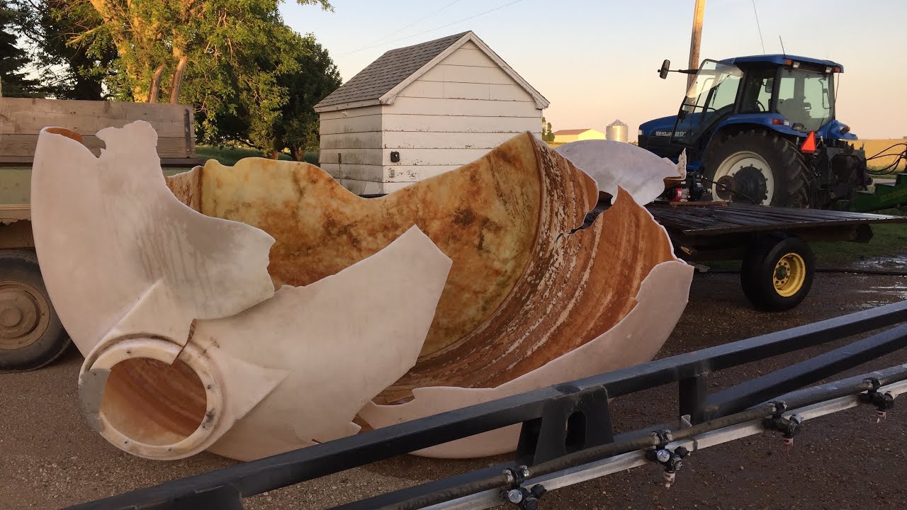 Water tank explodes - YouTube