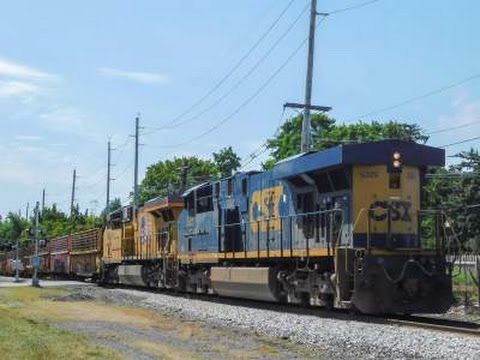 CSX/UP Power Long Hood Forward on Loaded Tie Train O034 + CSX Q158 ...
