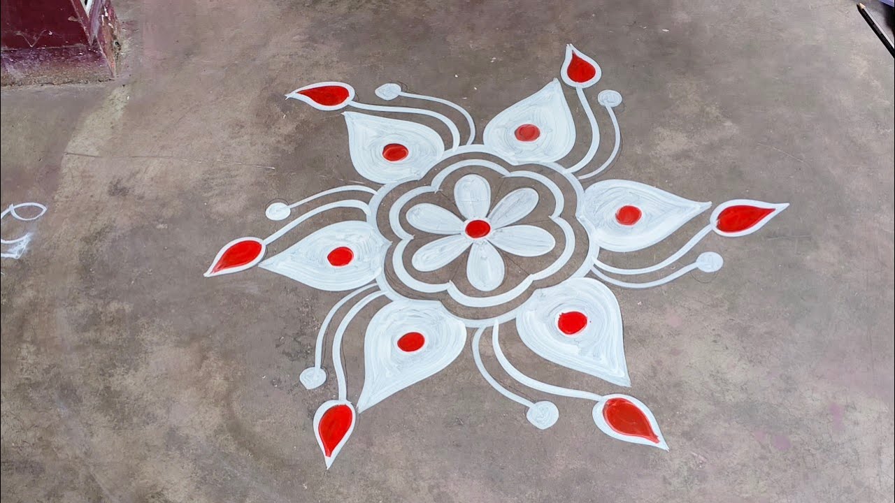 Beautiful round alpana design / Simple alpona design for Laxmi Puja ...