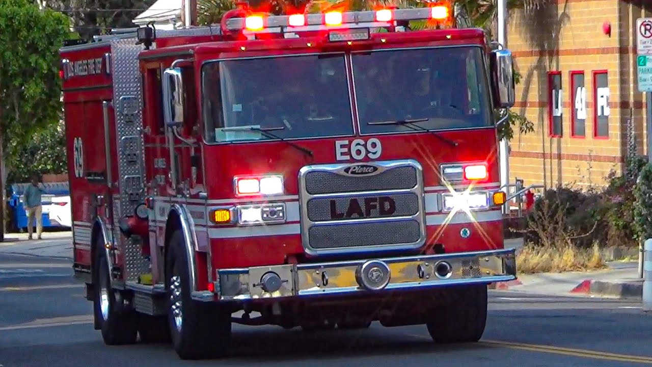 LAFD Engine 69 Responding from Station 41 - YouTube